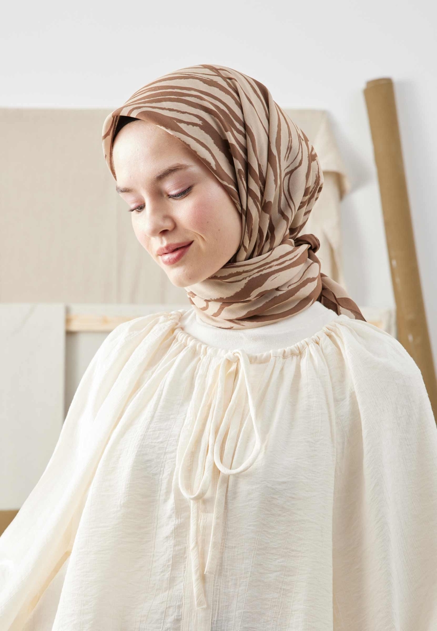 ZEBRA PATTERNED COTTON SILK SCARF CAMEL