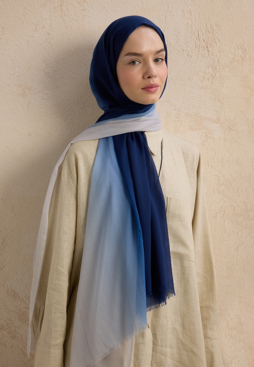 MODAL GRADIENT HIJAB NAVY BLUE-SILVER